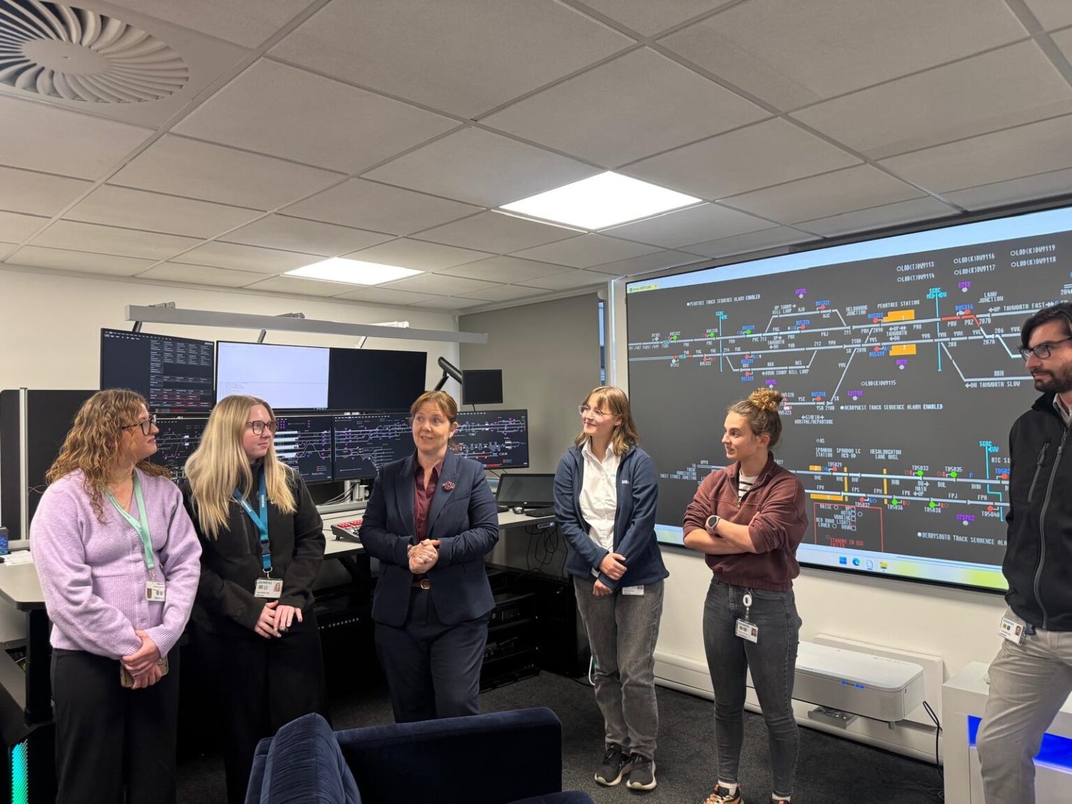 Mayor 'greatly impressed' by regional rail innovation at East Midlands ...